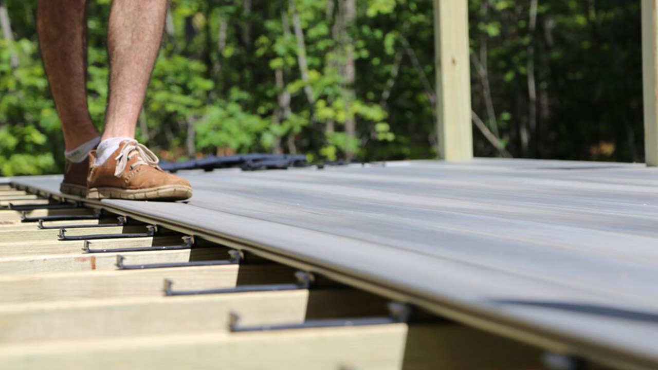 Step-Clip® Fastener System Reduces Deck Installation Time | LBM Journal