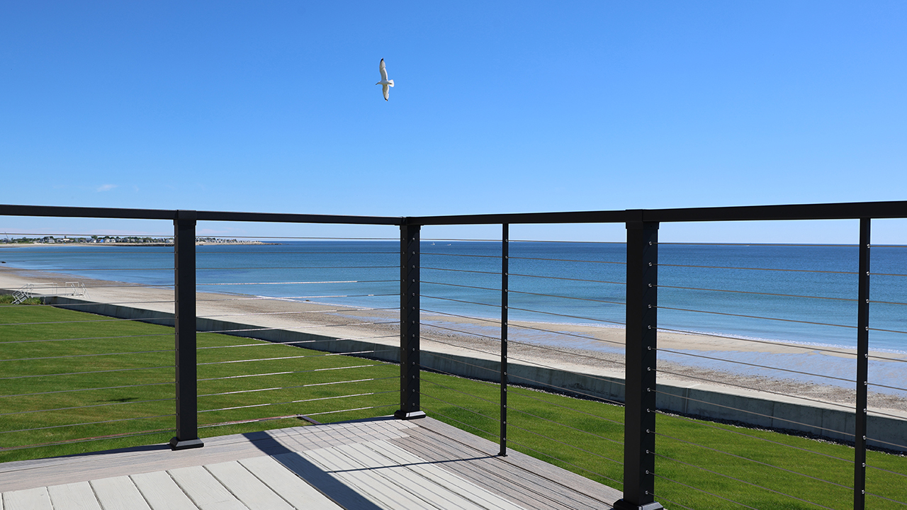The Rising Popularity of Atlantis Rail’s Aluminum Cable Railing Systems ...