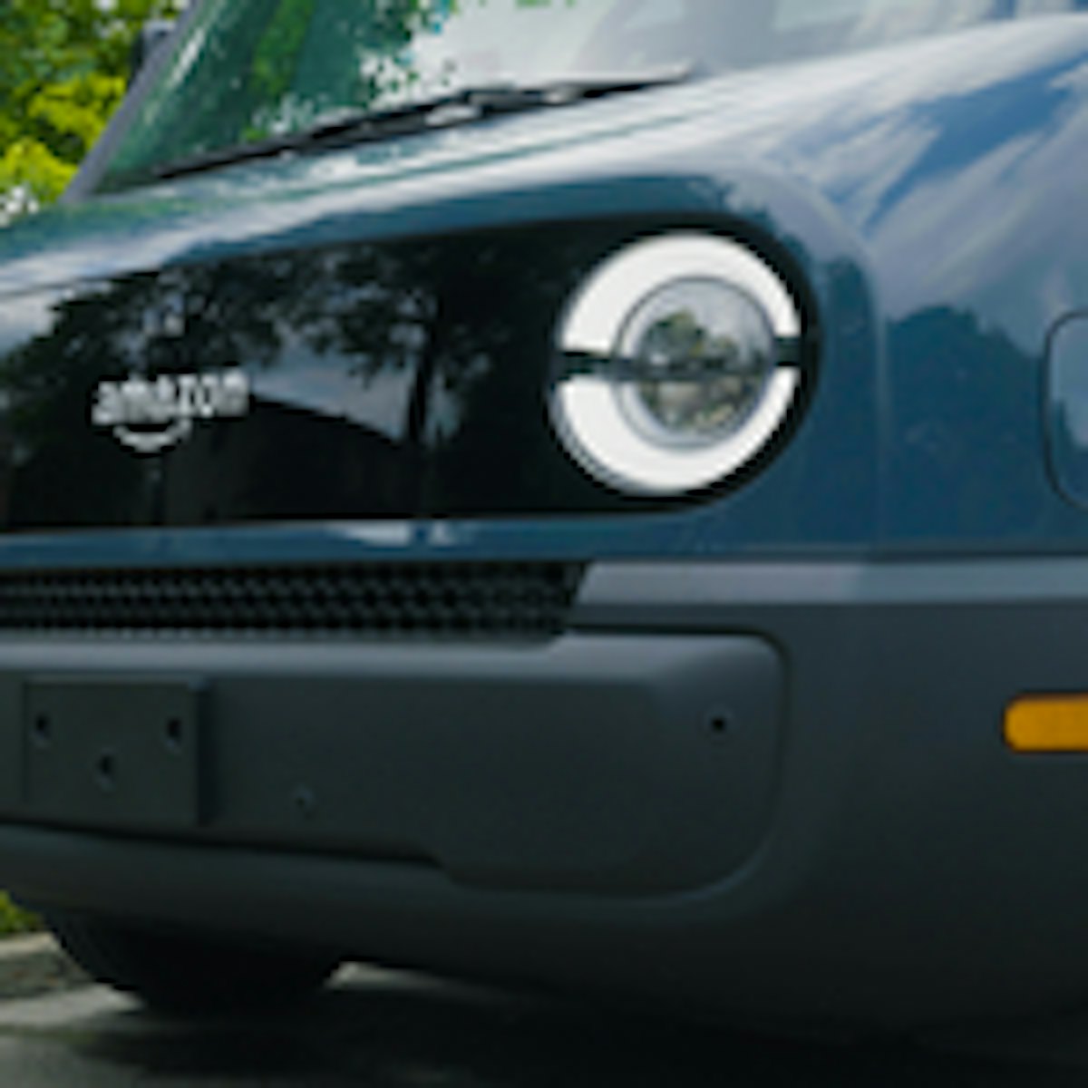 Amazon’s Custom Electric Delivery Vehicles from Rivian Start Rolling ...